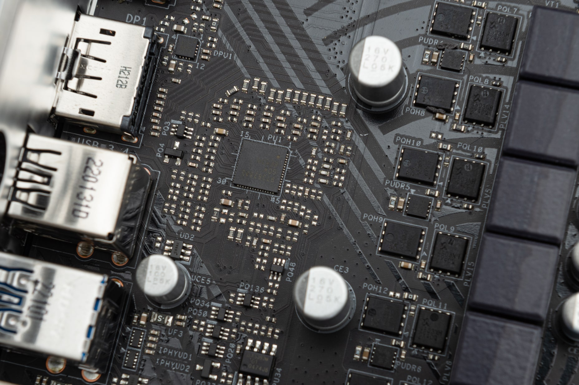 Đánh giá ASRock B660M PG Riptide - Vị vua mới ở phân khúc chủ đạo ...