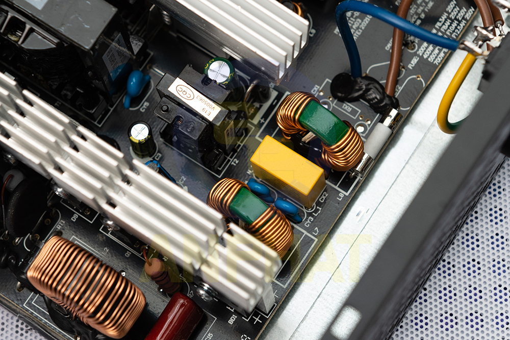 Đánh giá PSU AIGO GB750 750W - Ổn trong phân khúc giá - Tiến Sư Thầy ...