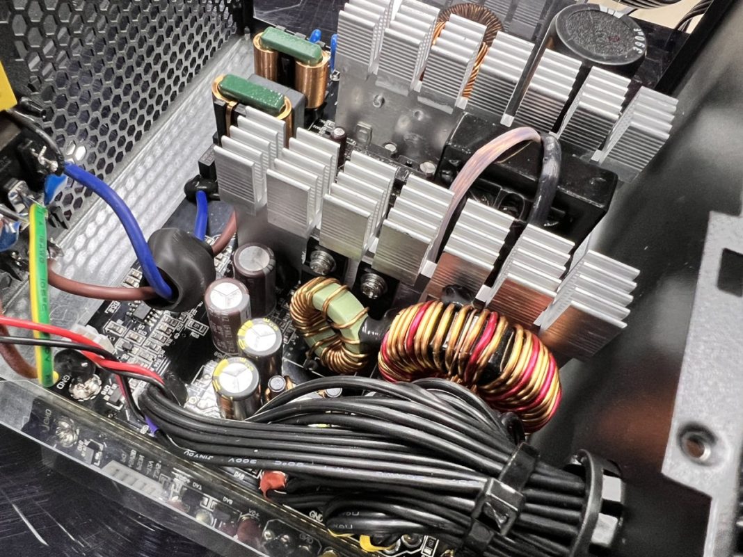 Đánh giá VSP V650P Elite V3 - Bản nâng cấp đáng giá! - Tiến Sư Thầy - Blog Review Công Nghệ